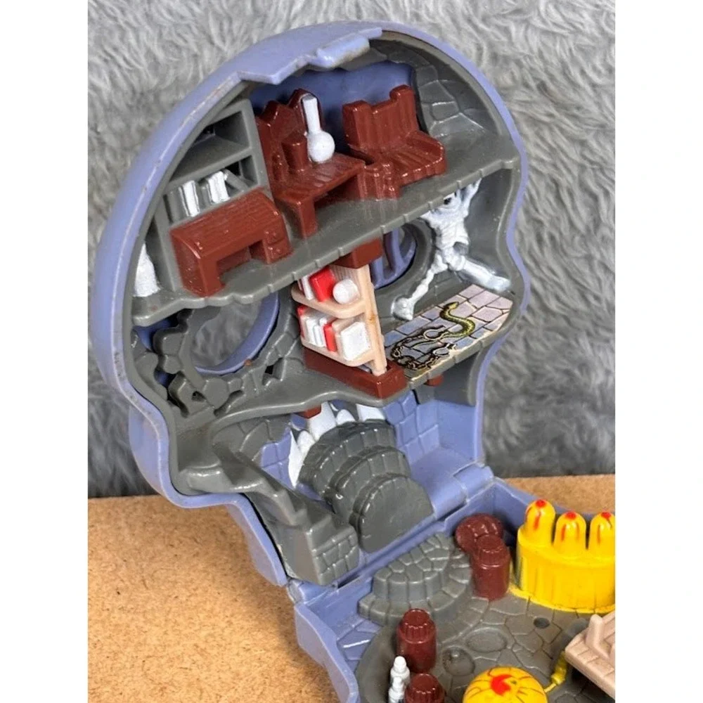 Bluebird Toys | Toys | Vintage 992 Bluebird Mighty Max Doom Zones Skull ...